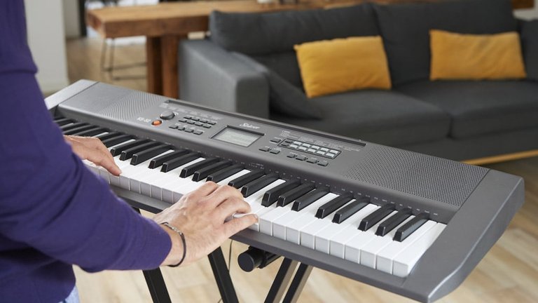 Claviers et pianos Shiver | Cultura