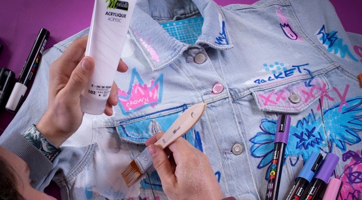 Tuto veste en jean « Pinky Monster » par BrunoGraffer avec Posca | Cultura