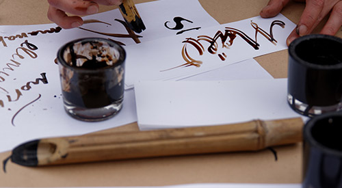 Comment apprendre la calligraphie