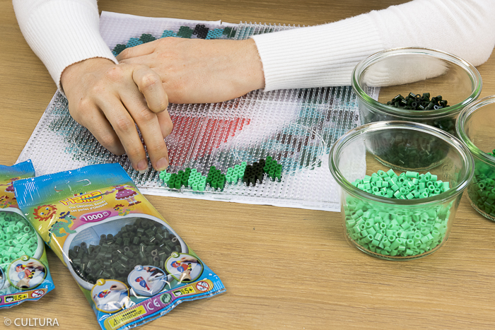 Tuto couronne de Noël en perles Hama | Cultura