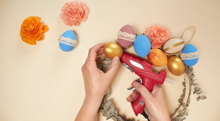 Tuto couronne de Pâques œufs décorés | Cultura